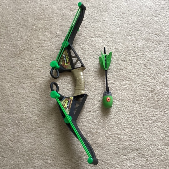 Toys | Zing Zombie Slayer Crossbow And Arrow All In Excellent Condition ...